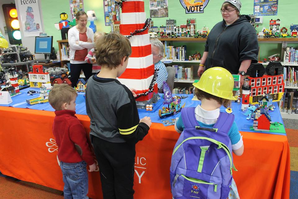 Kids playing with Legos at the Normal Public Library – Carlson ...